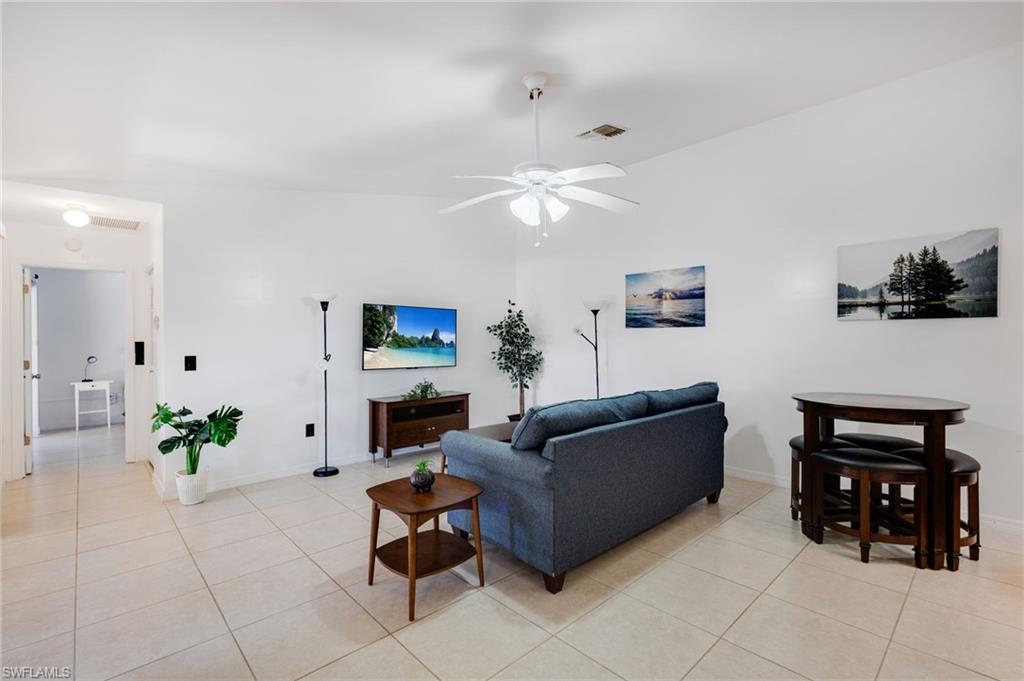 17301 Timber Oak Ln, FORT MYERS Property Listing: MLS® #2025025731