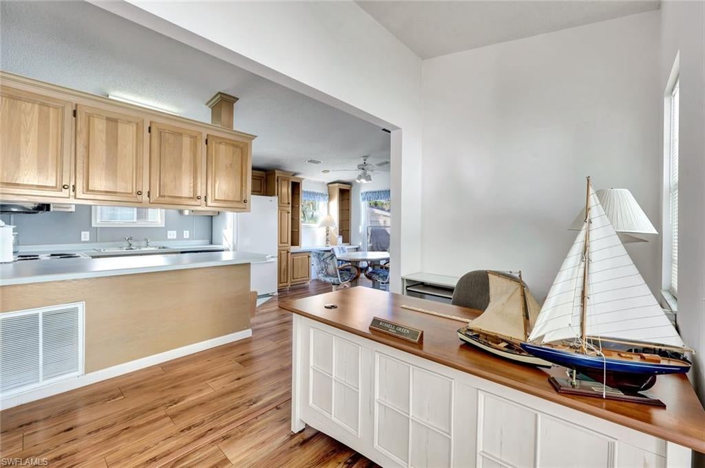 10827 Little Heron Cir, ESTERO Property Listing: MLS® #2026001536