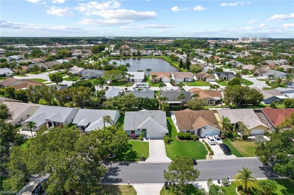 6656 Wakefield Dr, FORT MYERS Property Listing: MLS® #2026002555