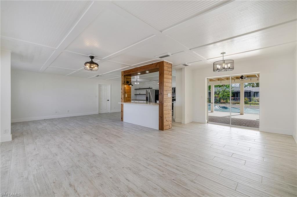 208 Se 43rd Ter, CAPE CORAL Property Listing: MLS® #2026003011