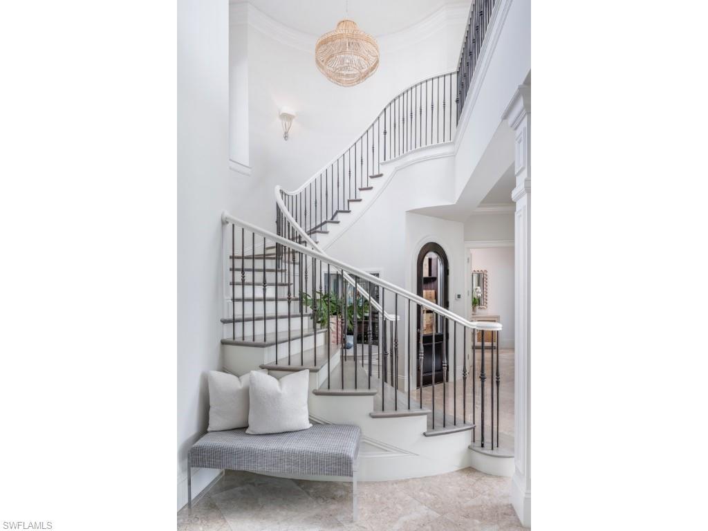 3430 Gin Ln, NAPLES Property Listing: MLS® #225082925