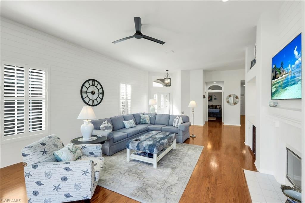 11416 Quail Village Way, NAPLES Property Listing: MLS® #226001723