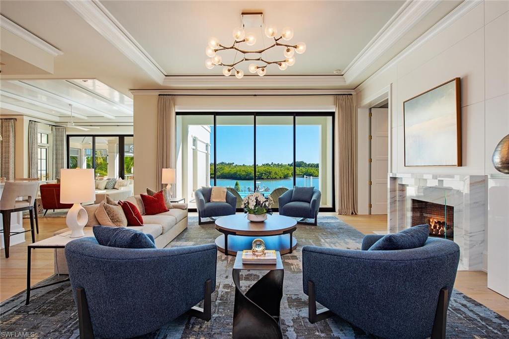 3777 Gordon Dr, NAPLES Property Listing: MLS® #226003751