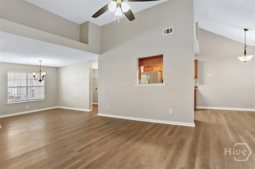 111 Tappan Zee Drive, Pooler Property Listing: MLS® #SA347498