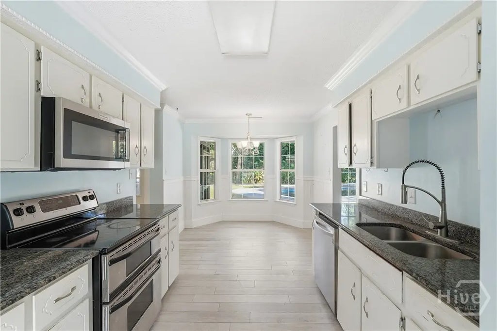 308 Boyd Drive, Richmond Hill Property Listing: MLS® #SA343439