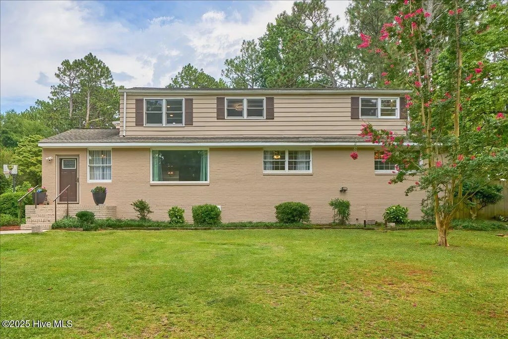 825 N Saylor Street, Southern Pines Property Listing: MLS® #100540257