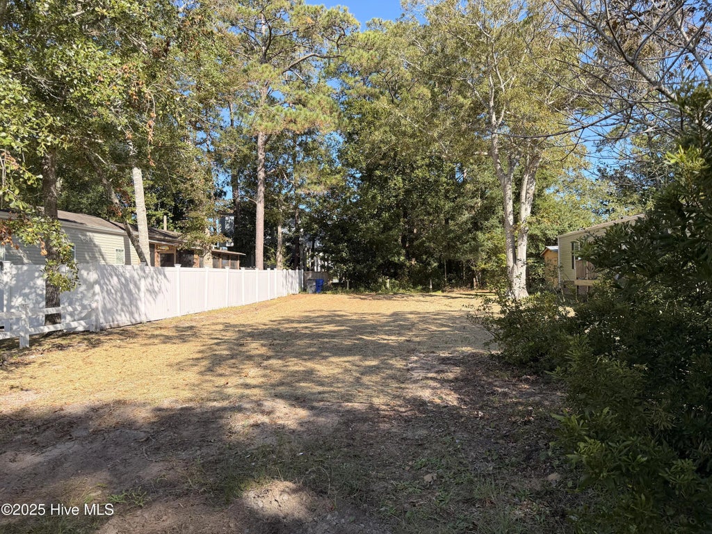 310 Ne 75th Street, Oak Island Property Listing: MLS® #100519753