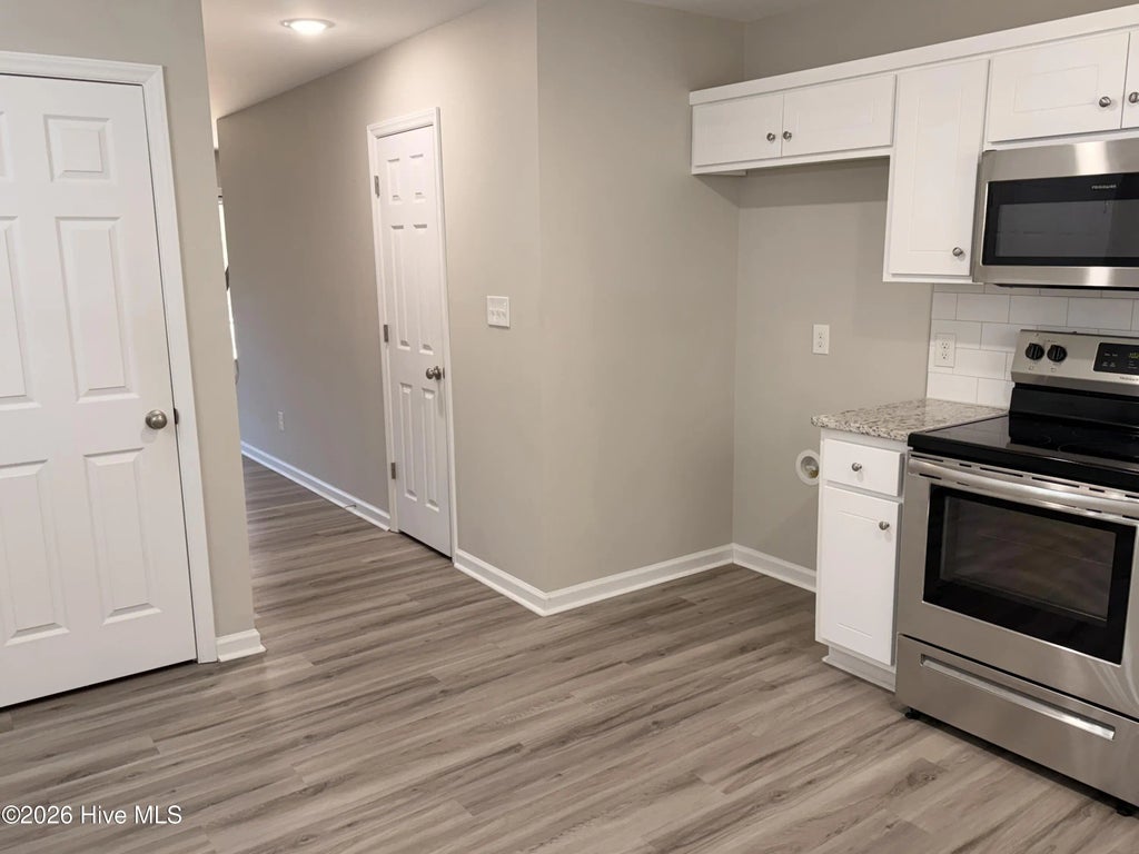 1240 Cross Creek Circle 5, Greenville Property Listing: MLS® #100549656