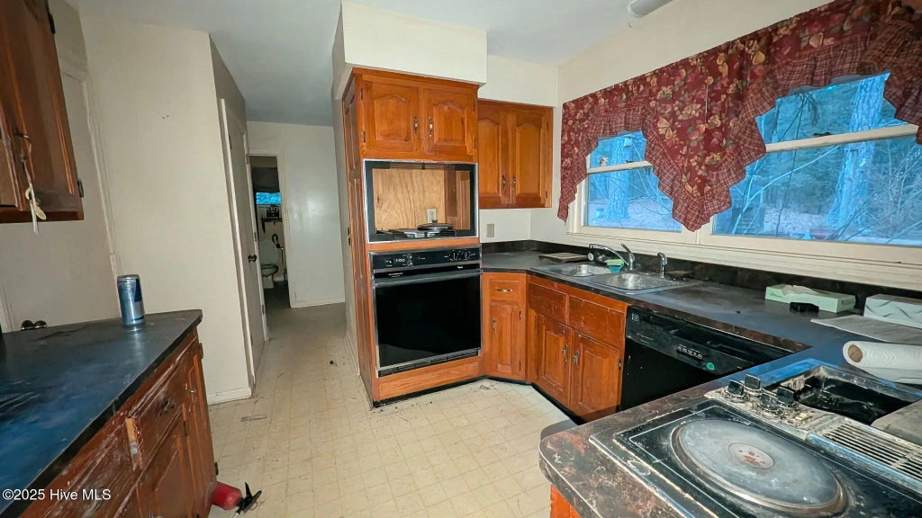 1277 Laurel Circle, Vass Property Listing: MLS® #100544916