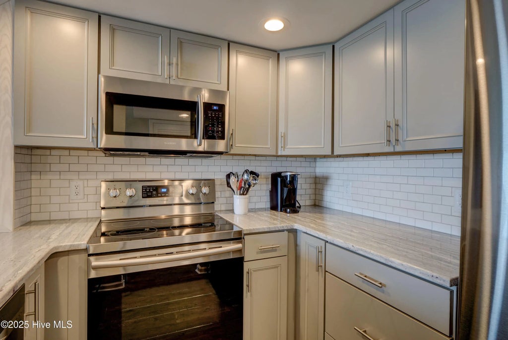 2000 New River Inlet Road 1103, North Topsail Beach Property Listing ...