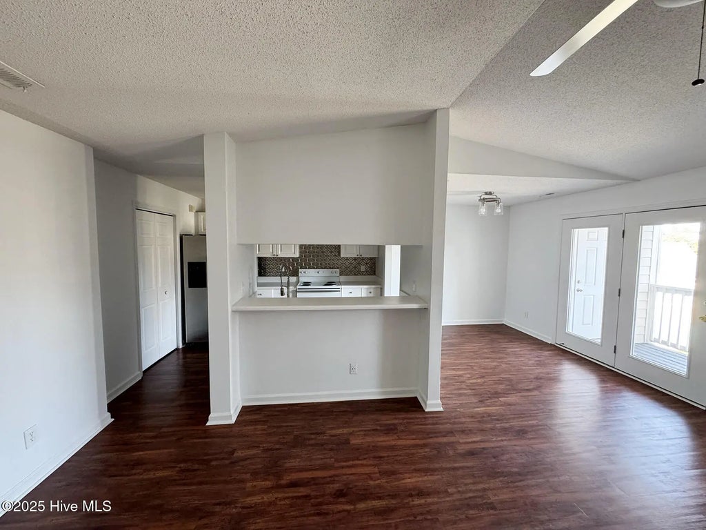 902 Litchfield Way K, Wilmington Property Listing: MLS® #100541213