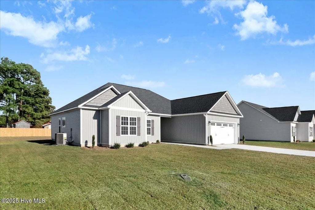 100 Nova Place, Pikeville Property Listing: MLS® #100518576