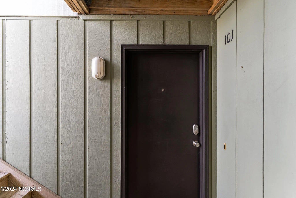 108 S Lake Park Boulevard Unit 101, Carolina Beach Property Listing ...