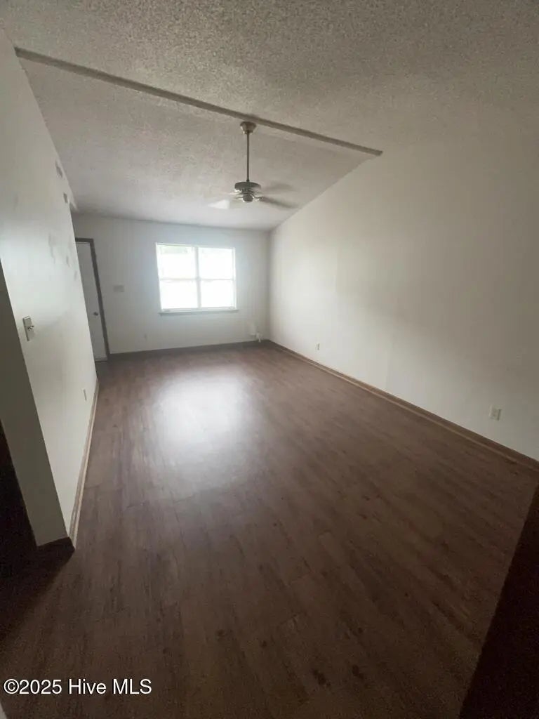 1710 Wine Press Court, Midway Park Property Listing: MLS® #100538594