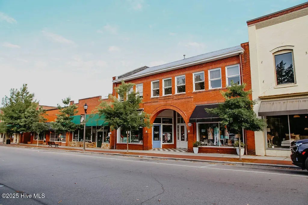 164 Nw Broad Street 3rd Floor, Southern Pines Property Listing: MLS ...