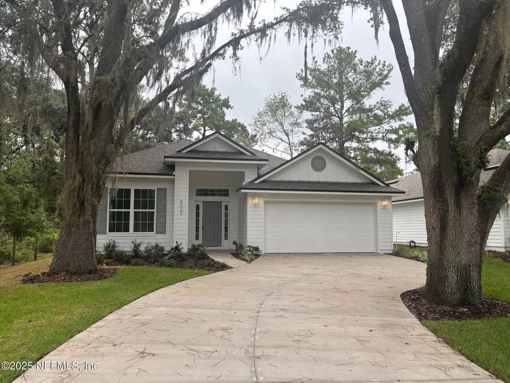 9027 Noroad, Jacksonville Property Listing: MLS® #2122498 in Normandy