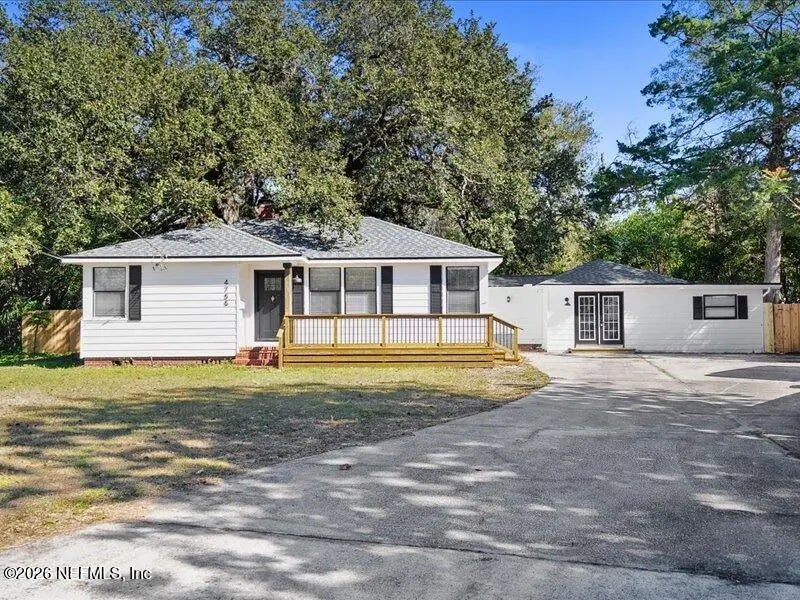 4755 Cardinal Place, Jacksonville Property Listing: MLS® #2127429 in ...