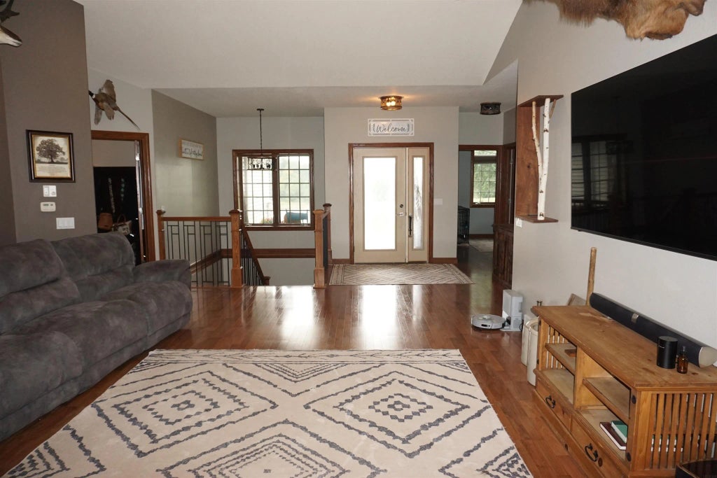 32191 Timber Ridge Drive, Steamboat Rock Property Listing: MLS® #20254433