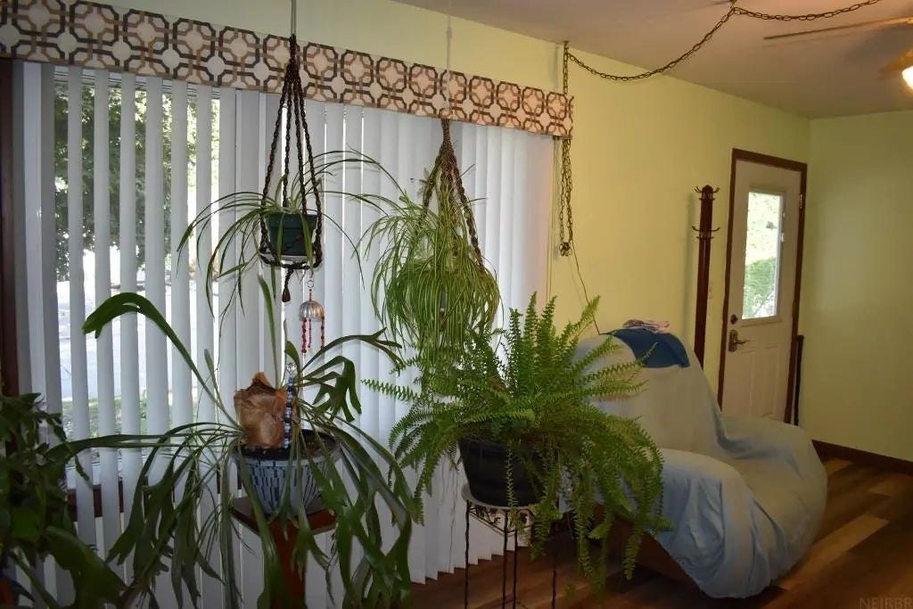 919 1st Ave Se, Oelwein Property Listing: MLS® #20254865