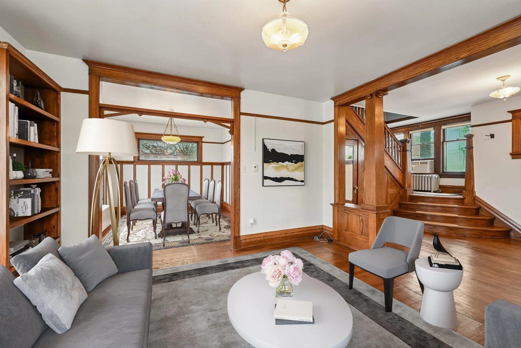 505 Ne 1st Avenue, Waverly Property Listing: MLS® #20260112