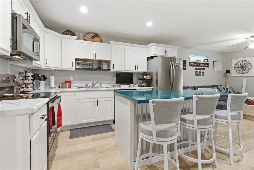 4212 Mourning Dove Drive, Waterloo Property Listing: MLS® #20260154