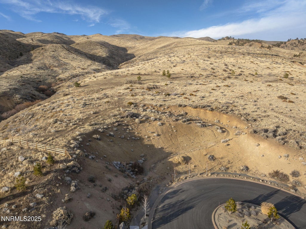 8195 Fox Meadows Court, Reno Property Listing: MLS® #250059325