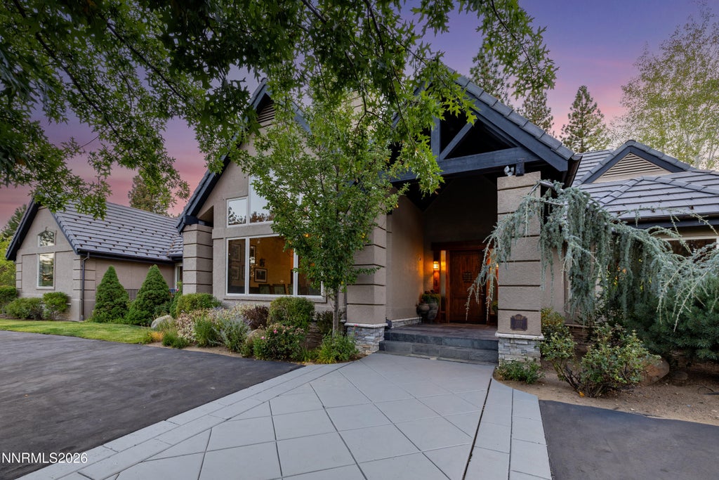 102 W Willis Lane, Reno Property Listing: MLS® #260000984