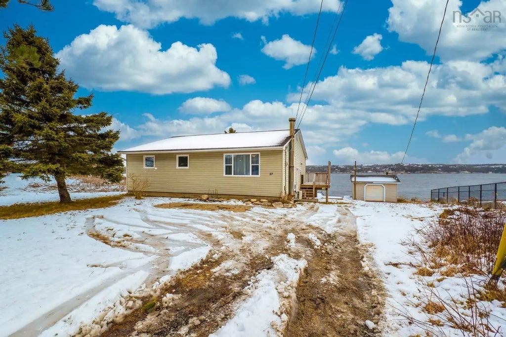 27 Back Lane, Terence Bay Property Listing: MLS® #202601322