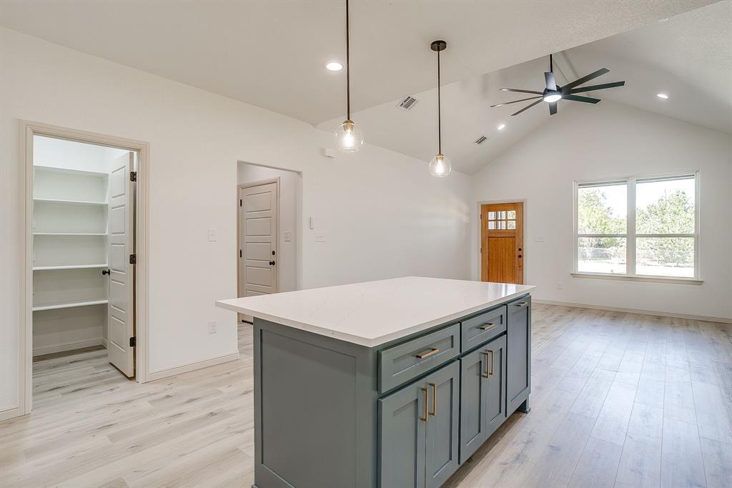 933 Colorado River Drive, Granbury, TX 76048-5824 | Comanche Cove Sub ...