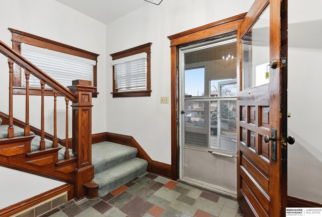 2205 F Street, Omaha Property Listing: MLS® #22601149