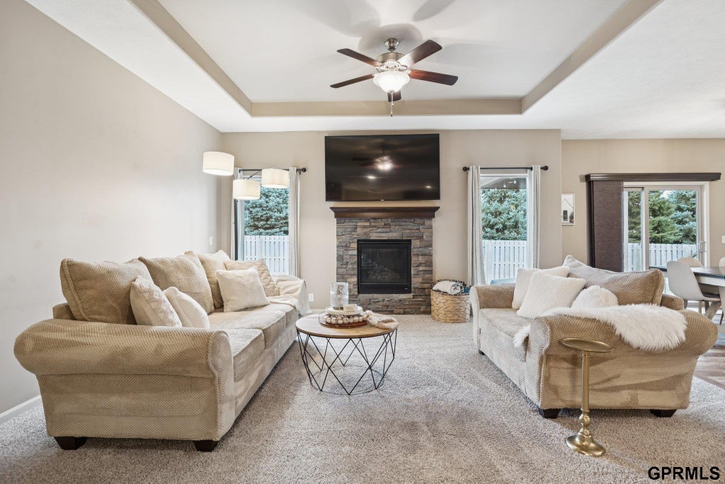 18601 Mason Street, Elkhorn Property Listing: MLS® #22601297