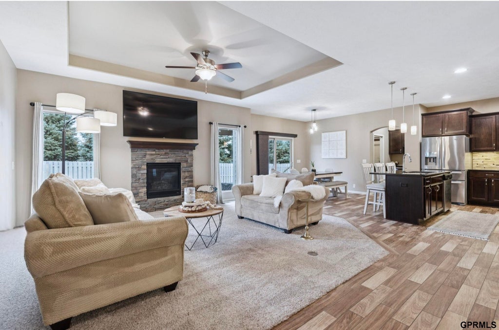 18601 Mason Street, Elkhorn Property Listing: MLS® #22601297