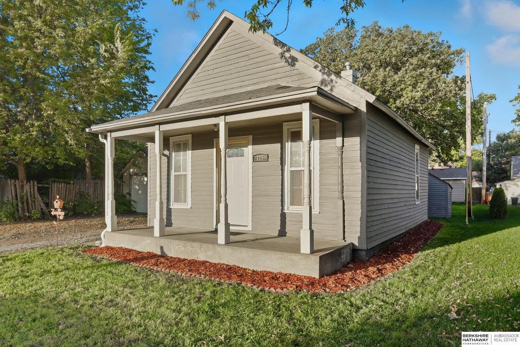 125 N Maple Street, Fremont Property Listing: MLS® #22601061