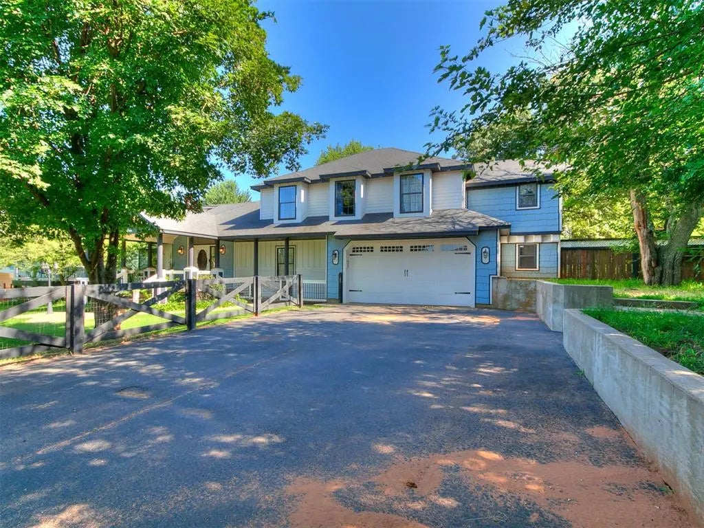 4500 Valley View Lane, Edmond Property Listing: MLS® #1183256