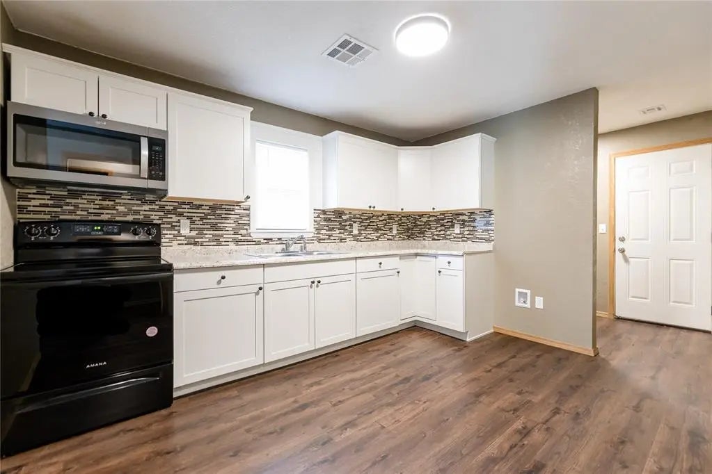 1217 W 6th Street, Elk City Property Listing: MLS® #1208649