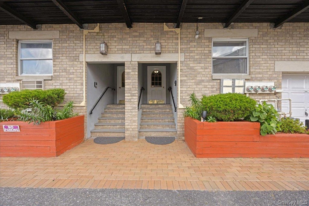 10 Pennyfield Avenue # 8b, Bronx, NY 10465 (MLS# 893627) - Michael Trinchitella - Re/Max Classic ...