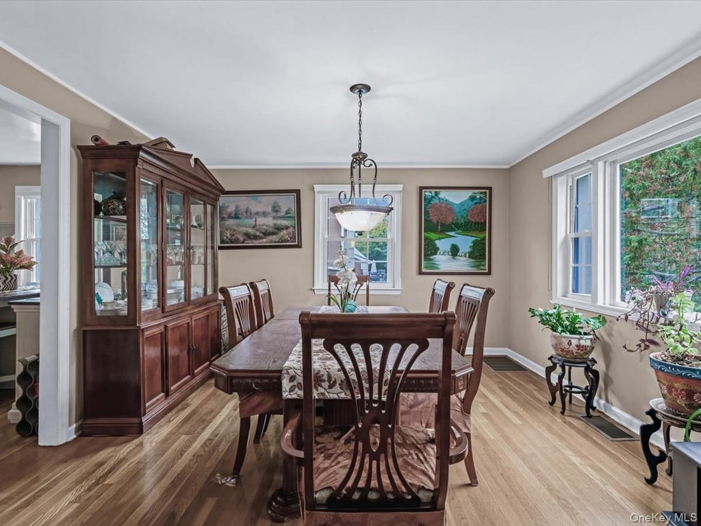 33 Berkshire Road, Yonkers, NY 10710 | Ragetté Real Estate