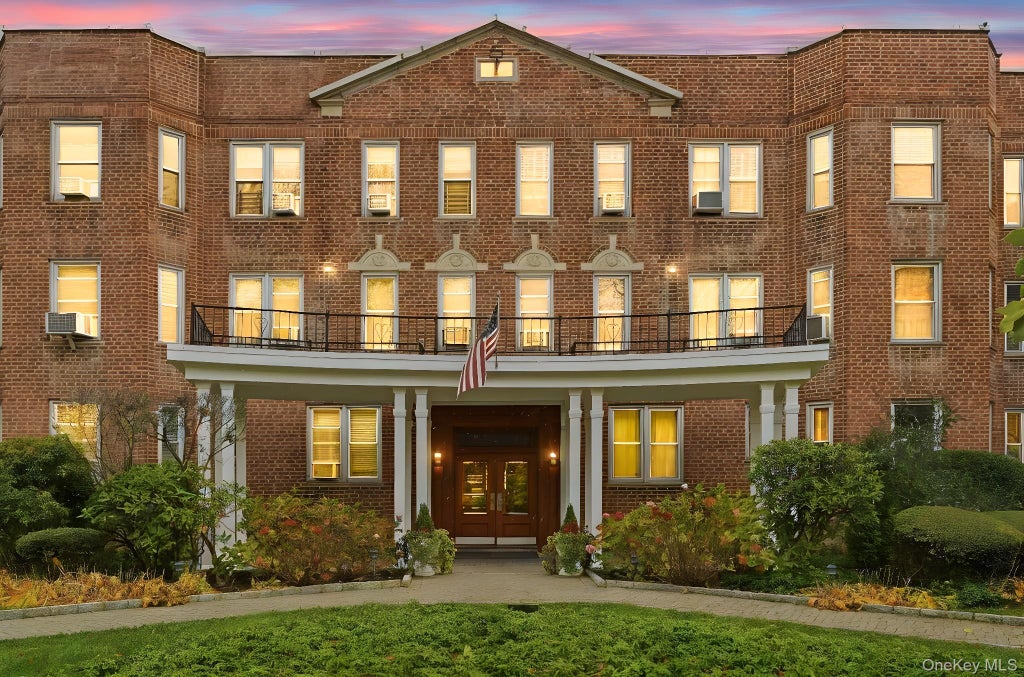 2 Overlook Road # 3c3, White Plains, NY 10605 (MLS# 934712) - Michael ...