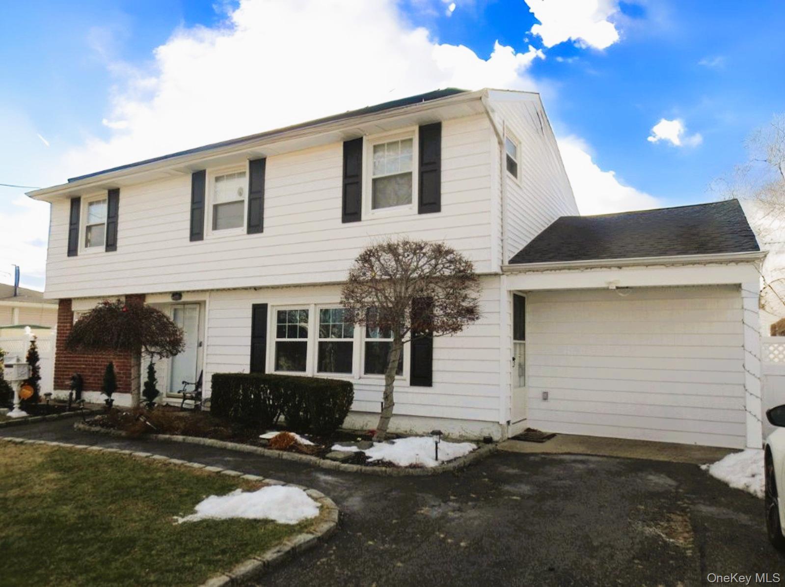 160 E 3rd Street Deer Park NY 11729 For Sale - Coldwell Banker Village ...