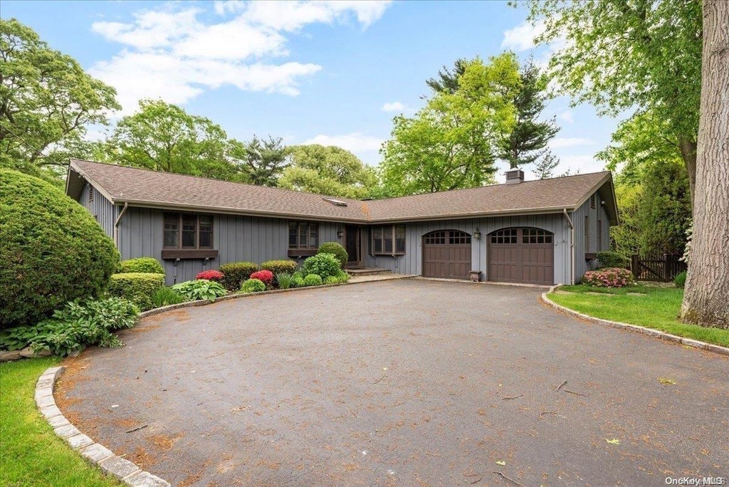 79 Summit Drive, Huntington NY, 11743 Property Listing: MLS® #L3554426