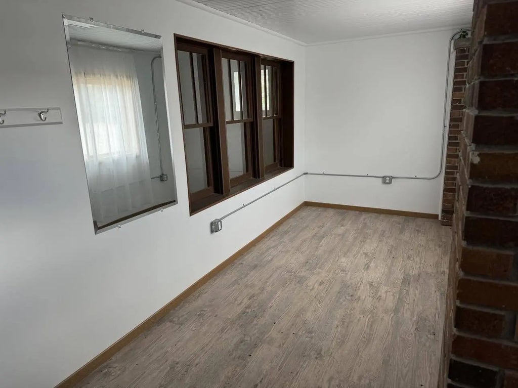 207 W Pugh Street, Martin Property Listing: MLS® #25-605