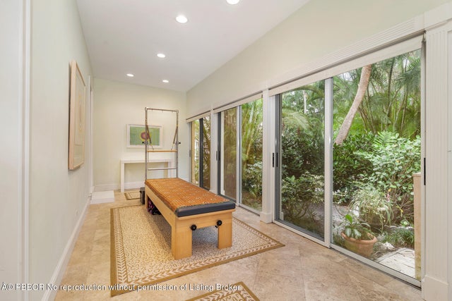 224 Phipps Plaza, Palm Beach Property Listing: MLS® #26-154