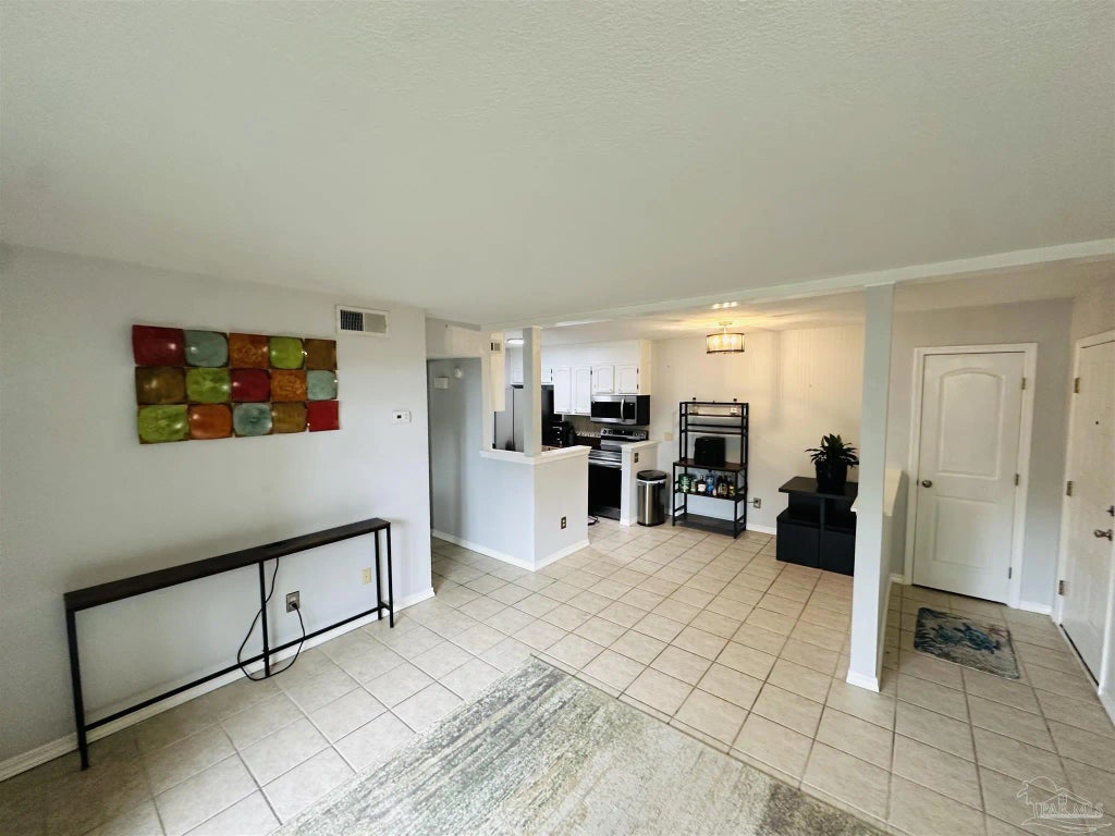 2201 Scenic Hwy #a1, Pensacola Property Listing: MLS® #676517