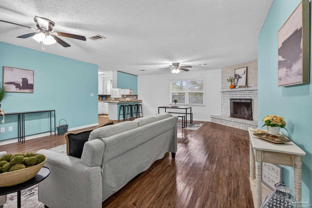 5030 Stevendale Rd, Pensacola Property Listing: MLS® #675419