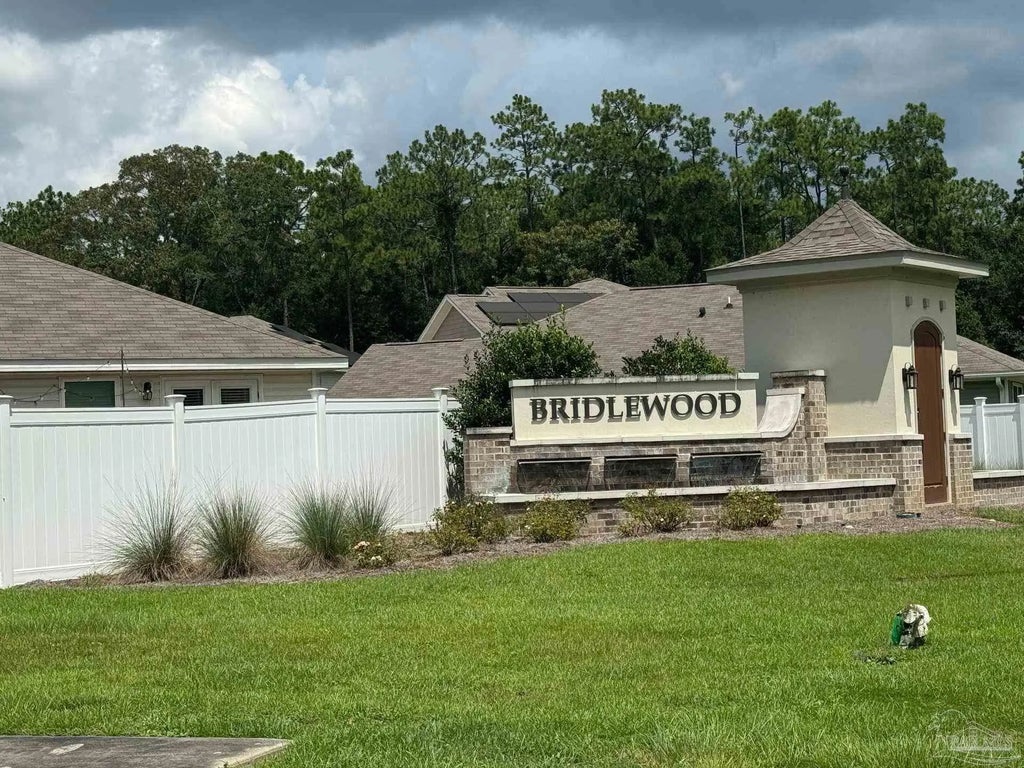 7529 Steeplechase Blvd, Pensacola Property Listing: MLS® #674387