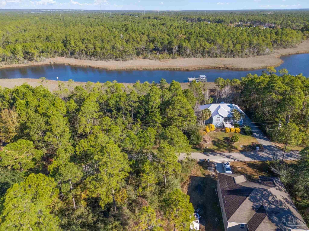 Bed Bath Home in Indian Bayou Estates, Milton - For Sale $82900