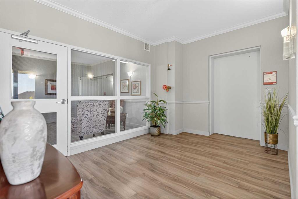 446, 15 Everstone Drive Southwest, Calgary Property Listing: MLS® #A2260169