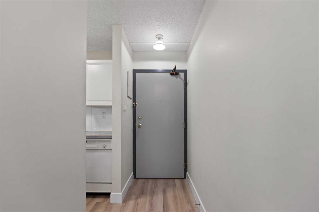 207-1335 12 Sw, Calgary, AB, T3c 3P7