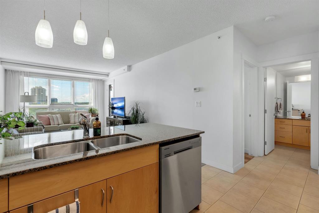 606-8880 Horton Road Sw, Calgary, AB, T2V 2W3