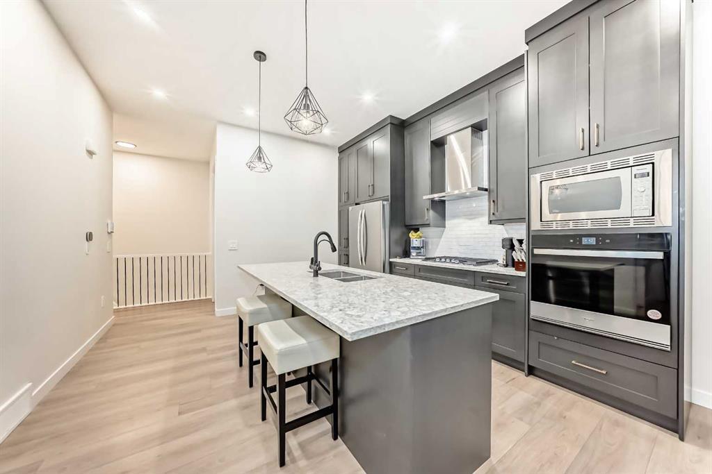 7 Wolf Crescent N, Okotoks Property Listing: MLS® #A2270799